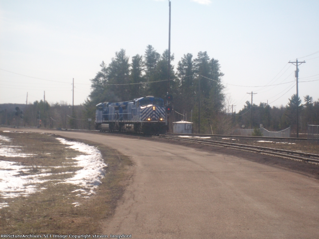 CEFX Rolling through The Yard